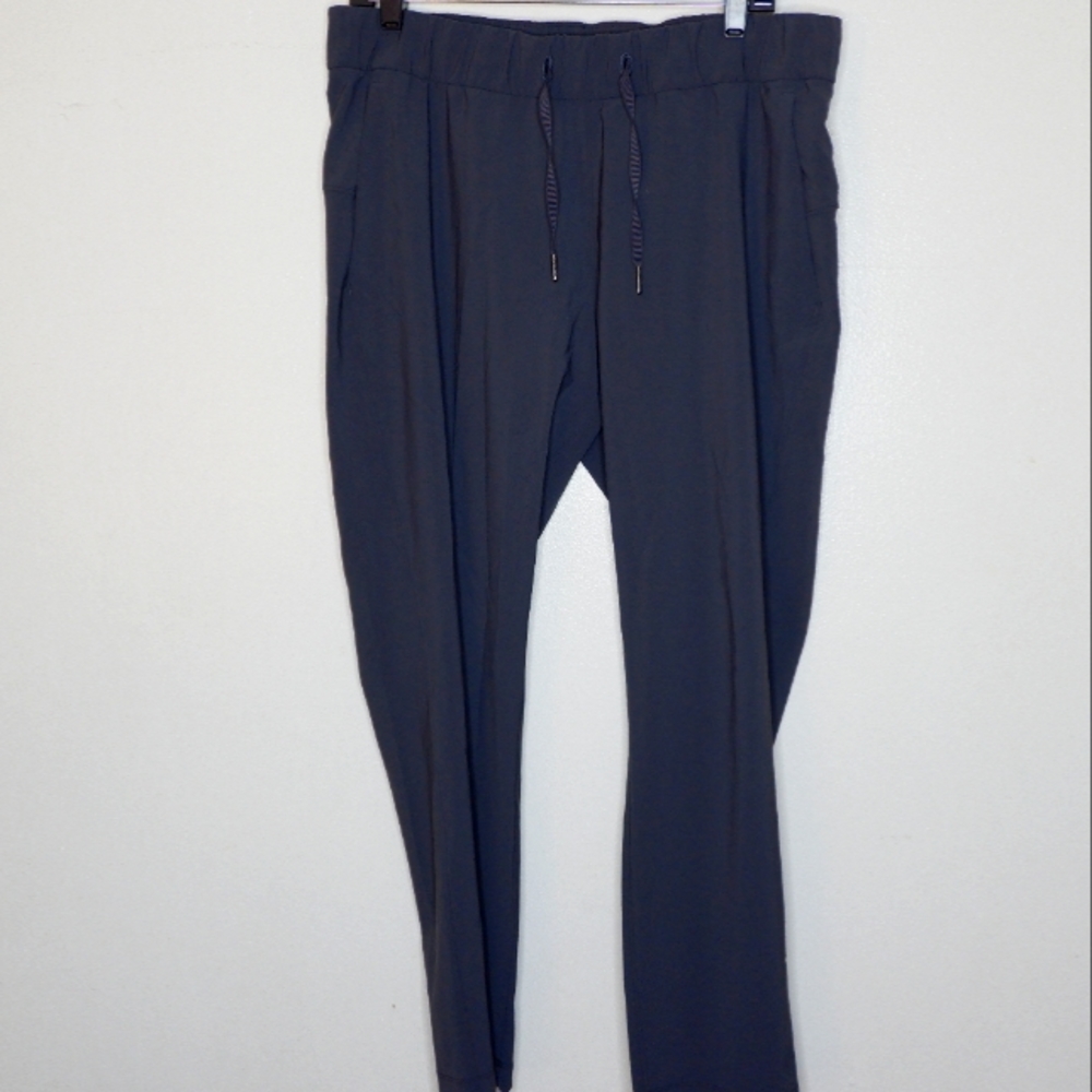 10) Lululemon Straight Leg Ankle Cut Drawstring Pants - Gem